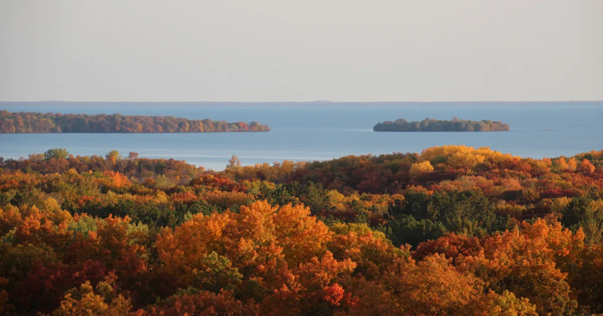 Take a Fall Drive on the Lake Mille Lacs Scenic Byway | Explore Minnesota