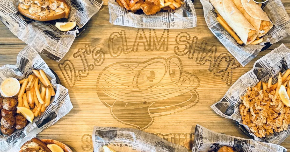 DJ's Clam Shack | Explore Minnesota