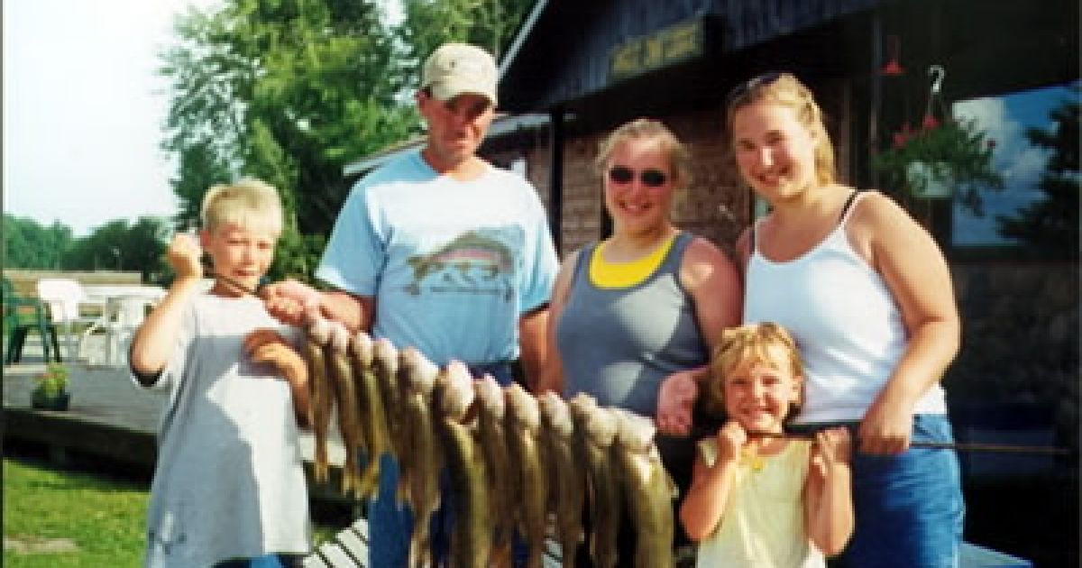Angle Inn Lodge | Explore Minnesota