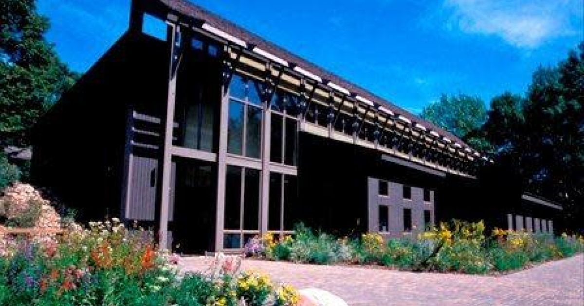 Richardson Nature Center | Explore Minnesota