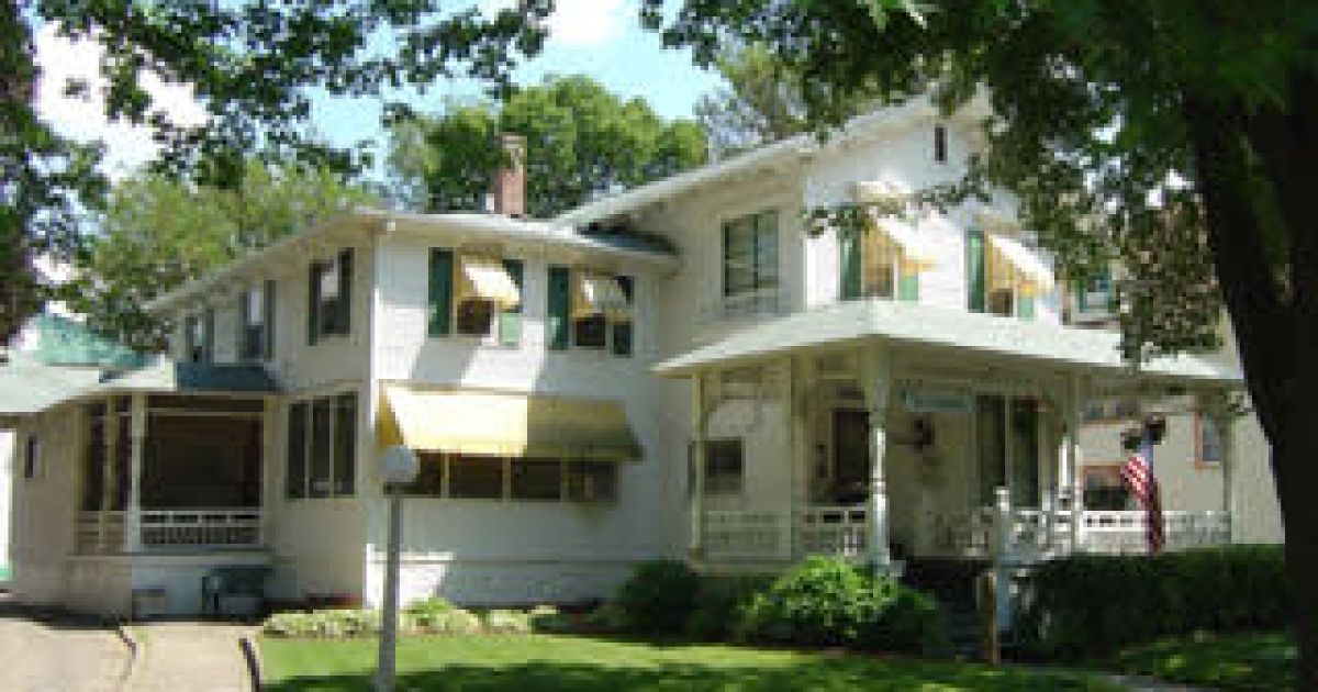 Carriage House Bed & Breakfast | Explore Minnesota