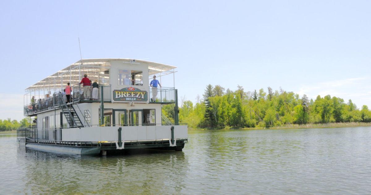 Dockside Lounge | Explore Minnesota