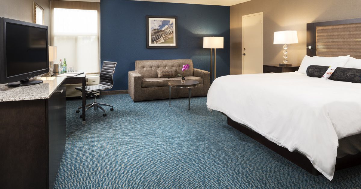 DoubleTree by Hilton Roseville Minneapolis | Explore Minnesota