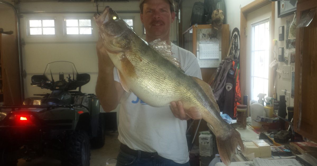 Set the Hook Guide Service LLC. | Explore Minnesota