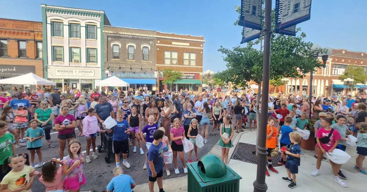 Crazy Days | Explore Minnesota