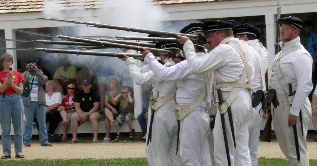 Muskets and Cannons | Explore Minnesota